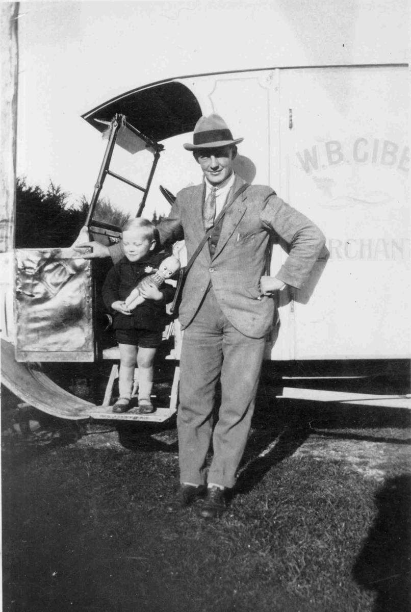 Meikle, George. Whitaker, Cyril. Tokarahi - Culture Waitaki