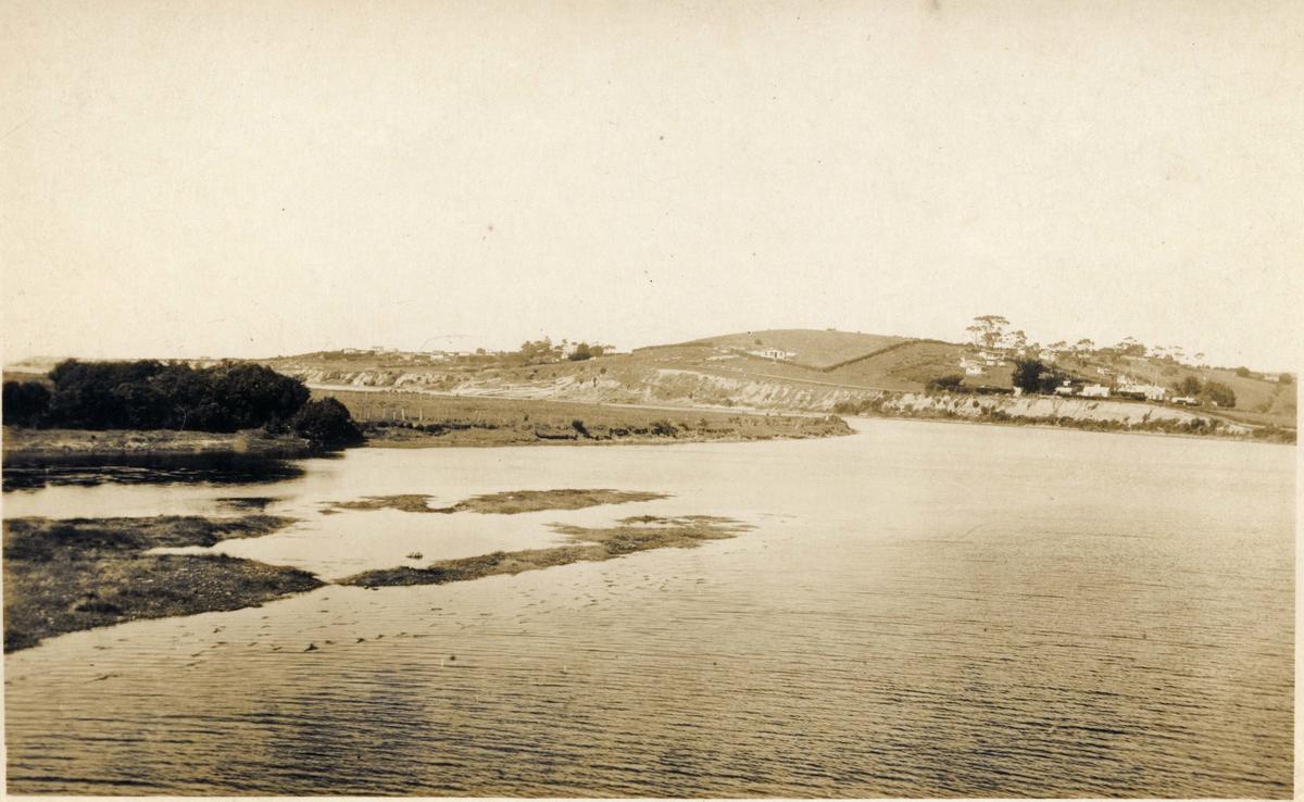 Kakanui River mouth. - Culture Waitaki