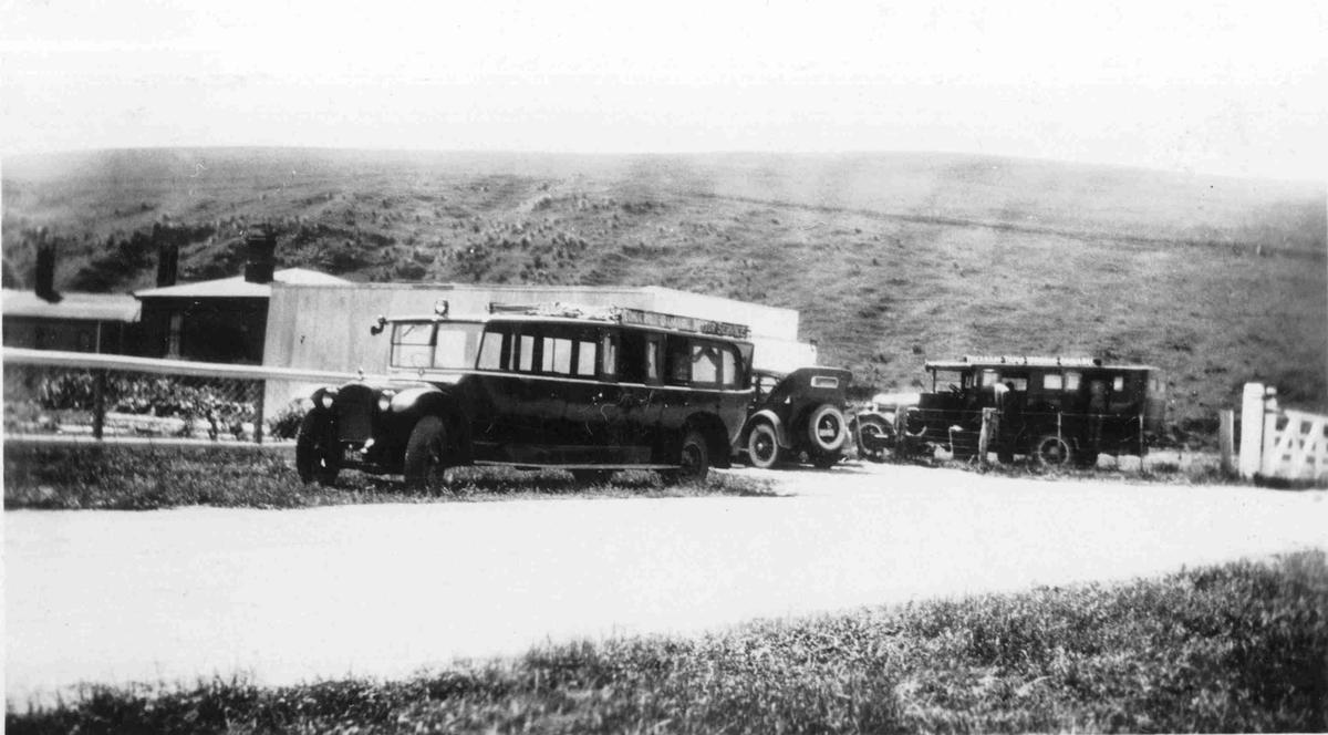 Tokarahi. Buses at Whitaker's home - Culture Waitaki